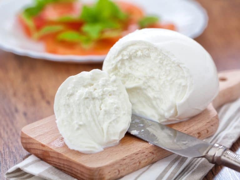 Provolone vs Mozzarella: A Comparison of Flavor and Texture - Northern ...